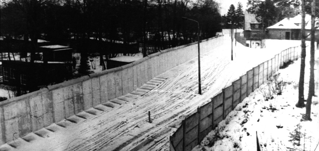 Material | Chronik der Mauer